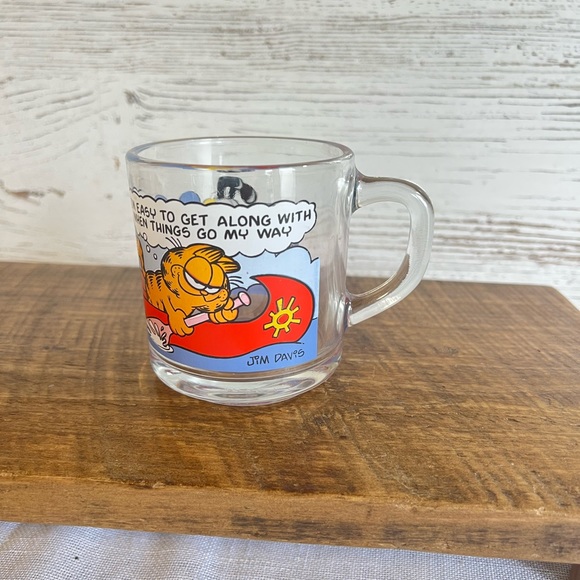 Garfield | Dining | Vintage Garfield Mug 978 Glass Mcdonalds Retro ...